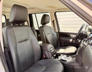 White Land Rover Discovery 2011 in Panevezys, with an engine capacity of 2.99 L and mileage of 292 thousand km for 8500 €, photo 21 on AUTOMOTO.COM.LV