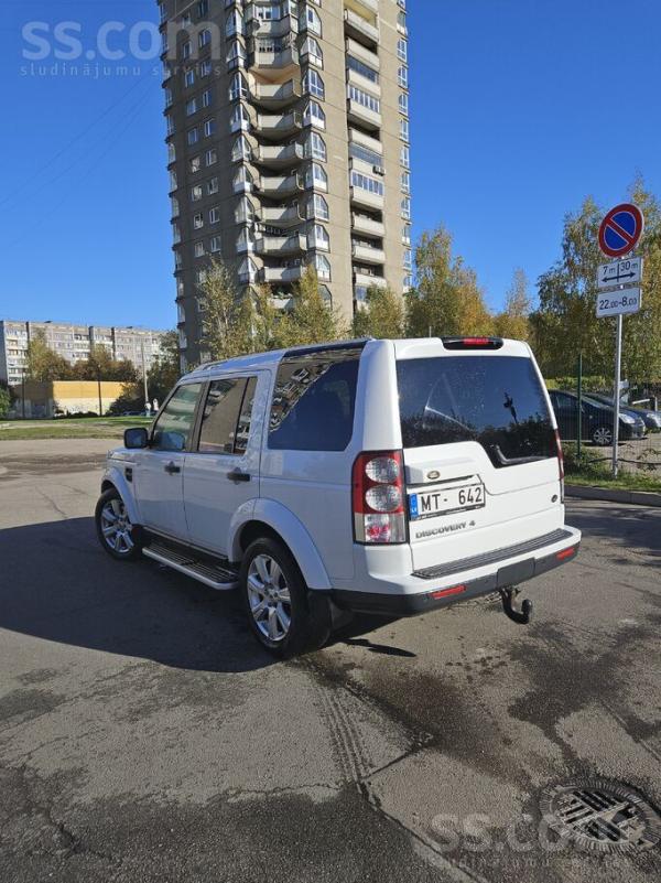 Balts Land Rover Discovery 2012 Rīga, ar dzinēja tilpumu 3.00 L un nobraukumu 265 tūkst. km par 12100 €, foto 5 vietnē AUTOMOTO.COM.LV