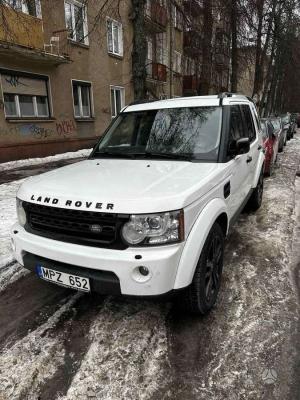 White Land Rover Discovery 2013 in Vilnius, with an engine capacity of 5.00 L and mileage of 240 thousand km for 11200 €, photo 2 on AUTOMOTO.COM.LV
