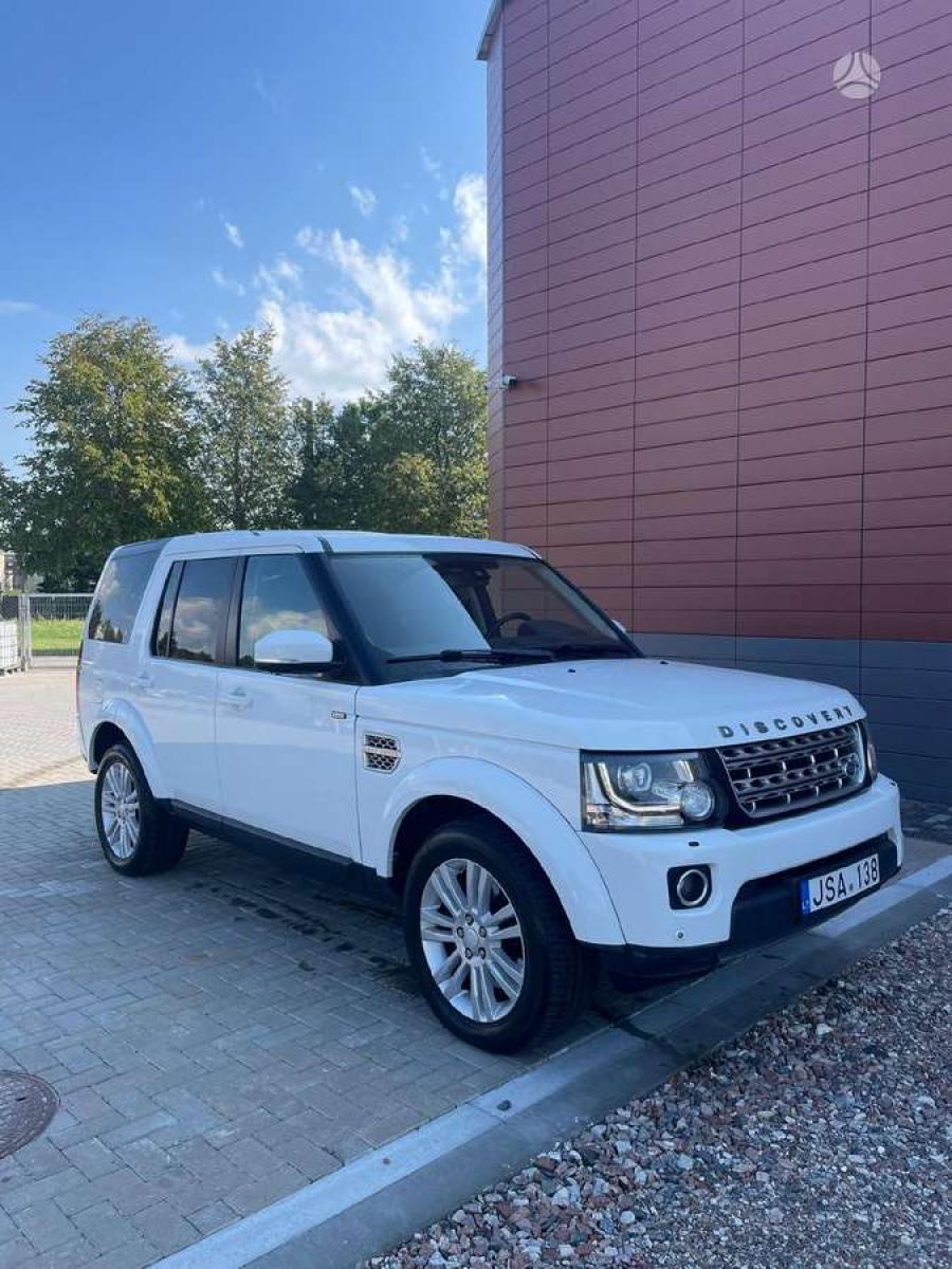 Balts Land Rover Discovery 2014 Klaipėda, ar dzinēja tilpumu 2.99 L un nobraukumu 320 tūkst. km par 12700 €, foto 1 vietnē AUTOMOTO.COM.LV