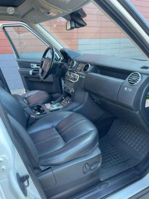 Balts Land Rover Discovery 2014 Klaipėda, ar dzinēja tilpumu 2.99 L un nobraukumu 320 tūkst. km par 12700 €, foto 10 vietnē AUTOMOTO.COM.LV