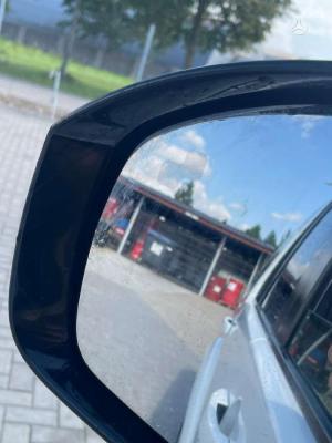 Balts Land Rover Discovery 2014 Klaipėda, ar dzinēja tilpumu 2.99 L un nobraukumu 320 tūkst. km par 12700 €, foto 17 vietnē AUTOMOTO.COM.LV