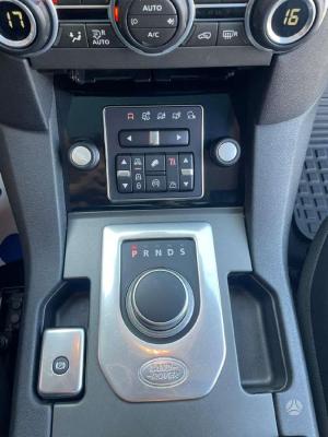 Balts Land Rover Discovery 2014 Klaipėda, ar dzinēja tilpumu 2.99 L un nobraukumu 320 tūkst. km par 12700 €, foto 18 vietnē AUTOMOTO.COM.LV