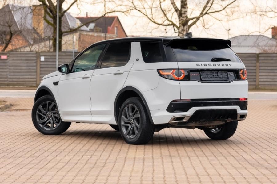 Balts Land Rover Discovery 2016 Rīga, ar dzinēja tilpumu 2.00 L un nobraukumu 190 tūkst. km par 12990 €, foto 14 vietnē AUTOMOTO.COM.LV