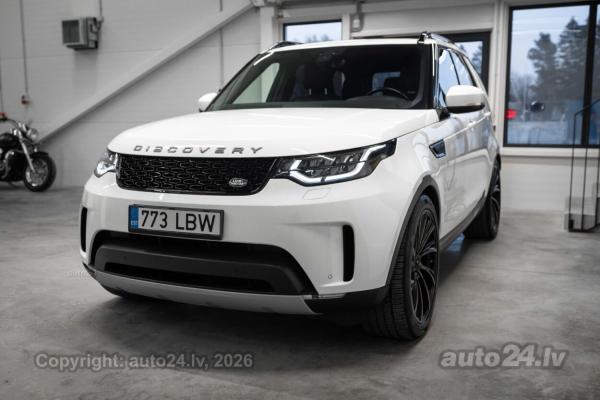 White Land Rover Discovery 2017 in Tallinn, with an engine capacity of 2.00 L and mileage of 142 thousand km for 19890 €, photo 3 on AUTOMOTO.COM.LV