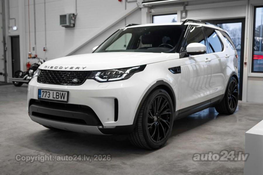 White Land Rover Discovery 2017 in Tallinn, with an engine capacity of 2.00 L and mileage of 142 thousand km for 19890 €, photo 4 on AUTOMOTO.COM.LV