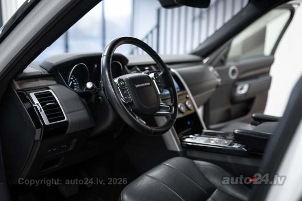 Balts Land Rover Discovery 2017 Tallina, ar dzinēja tilpumu 2.00 L un nobraukumu 142 tūkst. km par 19890 €, foto 11 vietnē AUTOMOTO.COM.LV