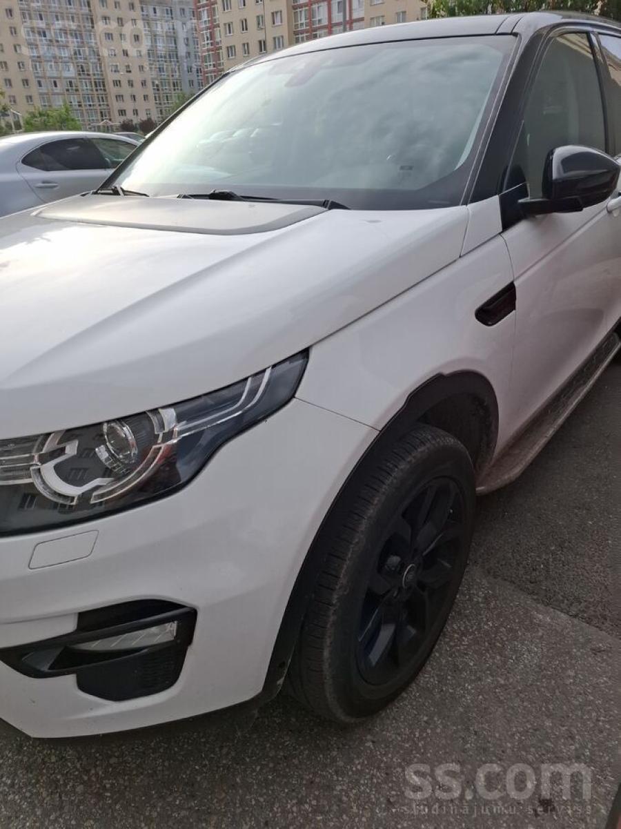 Balts Land Rover Discovery 2017 Rīga, ar dzinēja tilpumu 2.00 L un nobraukumu 157 tūkst. km par 11500 €, foto 6 vietnē AUTOMOTO.COM.LV