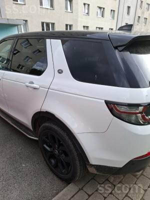 Balts Land Rover Discovery 2017 Rīga, ar dzinēja tilpumu 2.00 L un nobraukumu 157 tūkst. km par 11500 €, foto 7 vietnē AUTOMOTO.COM.LV