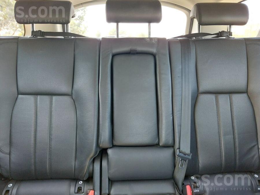 Balts Land Rover Discovery 2017 Rīga, ar dzinēja tilpumu 2.00 L un nobraukumu 157 tūkst. km par 11500 €, foto 16 vietnē AUTOMOTO.COM.LV