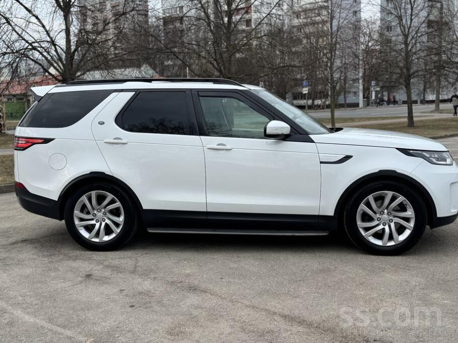 Balts Land Rover Discovery 2018 Rīga, ar dzinēja tilpumu 2.00 L un nobraukumu 127 tūkst. km par 27590 €, foto 5 vietnē AUTOMOTO.COM.LV