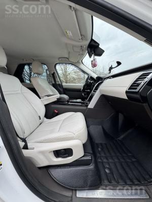 Balts Land Rover Discovery 2018 Rīga, ar dzinēja tilpumu 2.00 L un nobraukumu 127 tūkst. km par 27590 €, foto 8 vietnē AUTOMOTO.COM.LV