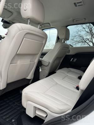 Balts Land Rover Discovery 2018 Rīga, ar dzinēja tilpumu 2.00 L un nobraukumu 127 tūkst. km par 27590 €, foto 15 vietnē AUTOMOTO.COM.LV