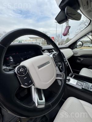 Balts Land Rover Discovery 2018 Rīga, ar dzinēja tilpumu 2.00 L un nobraukumu 127 tūkst. km par 27590 €, foto 22 vietnē AUTOMOTO.COM.LV