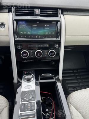 Balts Land Rover Discovery 2018 Rīga, ar dzinēja tilpumu 2.00 L un nobraukumu 127 tūkst. km par 27590 €, foto 23 vietnē AUTOMOTO.COM.LV