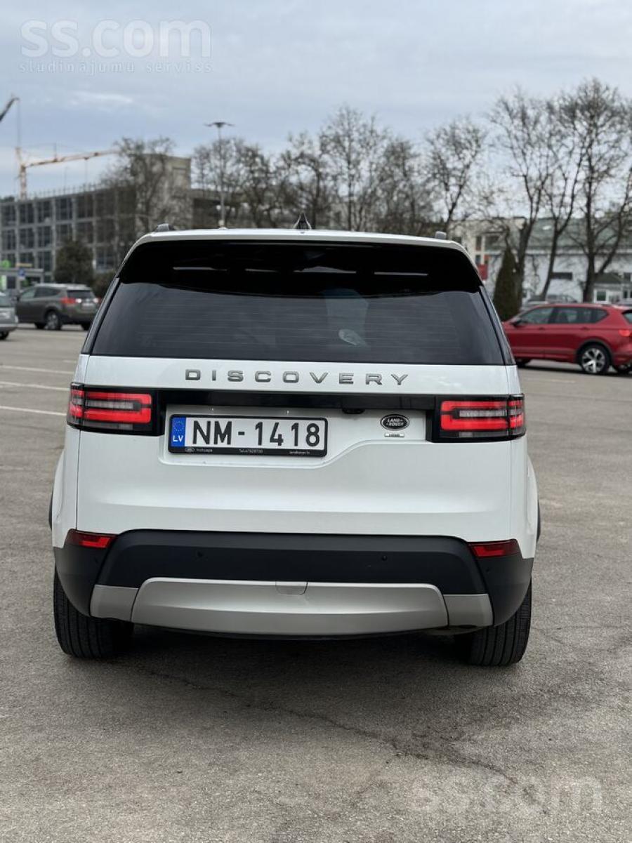 Balts Land Rover Discovery 2018 Rīga, ar dzinēja tilpumu 2.00 L un nobraukumu 127 tūkst. km par 27590 €, foto 26 vietnē AUTOMOTO.COM.LV