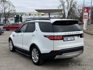 Balts Land Rover Discovery 2018 Rīga, ar dzinēja tilpumu 2.00 L un nobraukumu 127 tūkst. km par 27590 €, foto 28 vietnē AUTOMOTO.COM.LV