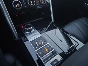 Balts Land Rover Discovery 2018 Rīga, ar dzinēja tilpumu 2.00 L un nobraukumu 82 tūkst. km par 26500 €, foto 5 vietnē AUTOMOTO.COM.LV
