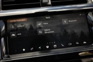 Balts Land Rover Discovery 2018 Rīga, ar dzinēja tilpumu 2.00 L un nobraukumu 82 tūkst. km par 26500 €, foto 11 vietnē AUTOMOTO.COM.LV