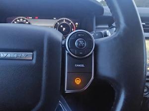 Balts Land Rover Discovery 2018 Rīga, ar dzinēja tilpumu 2.00 L un nobraukumu 82 tūkst. km par 26500 €, foto 24 vietnē AUTOMOTO.COM.LV