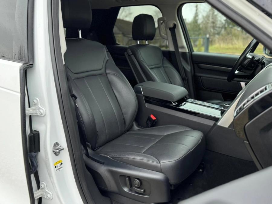 Balts Land Rover Discovery 2018 Rīga, ar dzinēja tilpumu 2.00 L un nobraukumu 82 tūkst. km par 26500 €, foto 45 vietnē AUTOMOTO.COM.LV
