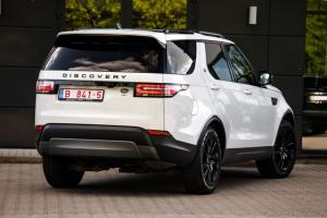 Balts Land Rover Discovery 2018 Rīga, ar dzinēja tilpumu 2.00 L un nobraukumu 82 tūkst. km par 26500 €, foto 60 vietnē AUTOMOTO.COM.LV