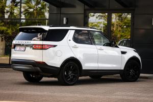 Balts Land Rover Discovery 2018 Rīga, ar dzinēja tilpumu 2.00 L un nobraukumu 82 tūkst. km par 26500 €, foto 62 vietnē AUTOMOTO.COM.LV