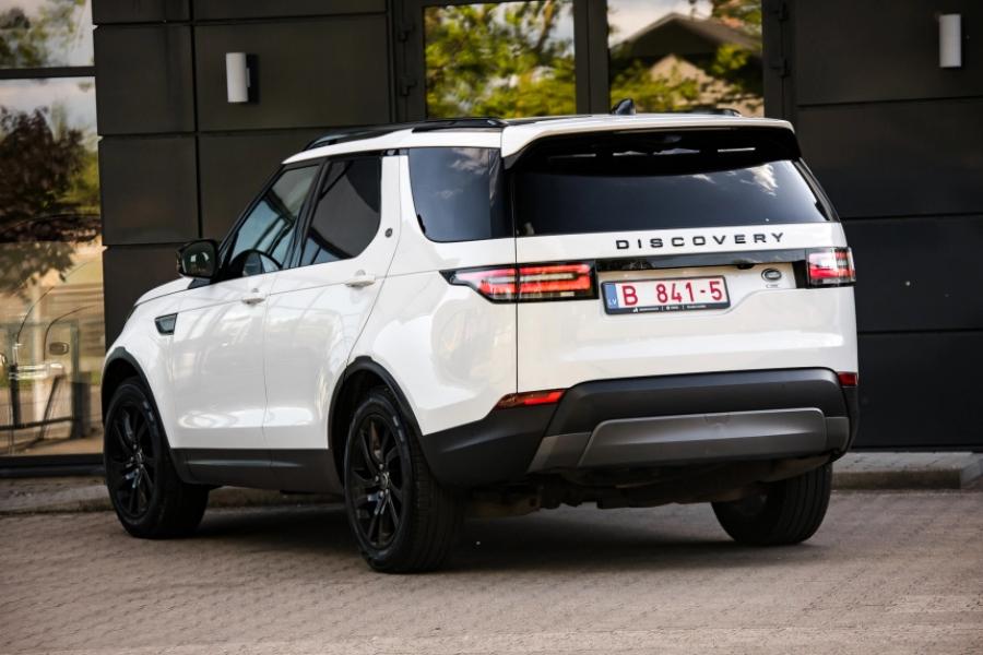 Balts Land Rover Discovery 2018 Rīga, ar dzinēja tilpumu 2.00 L un nobraukumu 82 tūkst. km par 26500 €, foto 63 vietnē AUTOMOTO.COM.LV