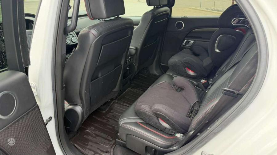 Balts Land Rover Discovery 2018 Kauņa, ar dzinēja tilpumu 3.00 L un nobraukumu 178 tūkst. km par 18500 €, foto 10 vietnē AUTOMOTO.COM.LV
