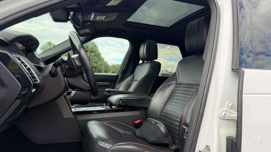 Balts Land Rover Discovery 2018 Kauņa, ar dzinēja tilpumu 3.00 L un nobraukumu 178 tūkst. km par 18500 €, foto 11 vietnē AUTOMOTO.COM.LV
