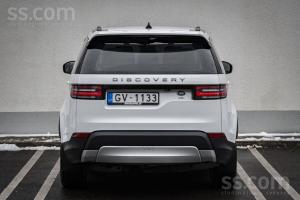 White Land Rover Discovery 2019 in Riga, with an engine capacity of 2.00 L and mileage of 0 thousand km for 24500 €, photo 5 on AUTOMOTO.COM.LV