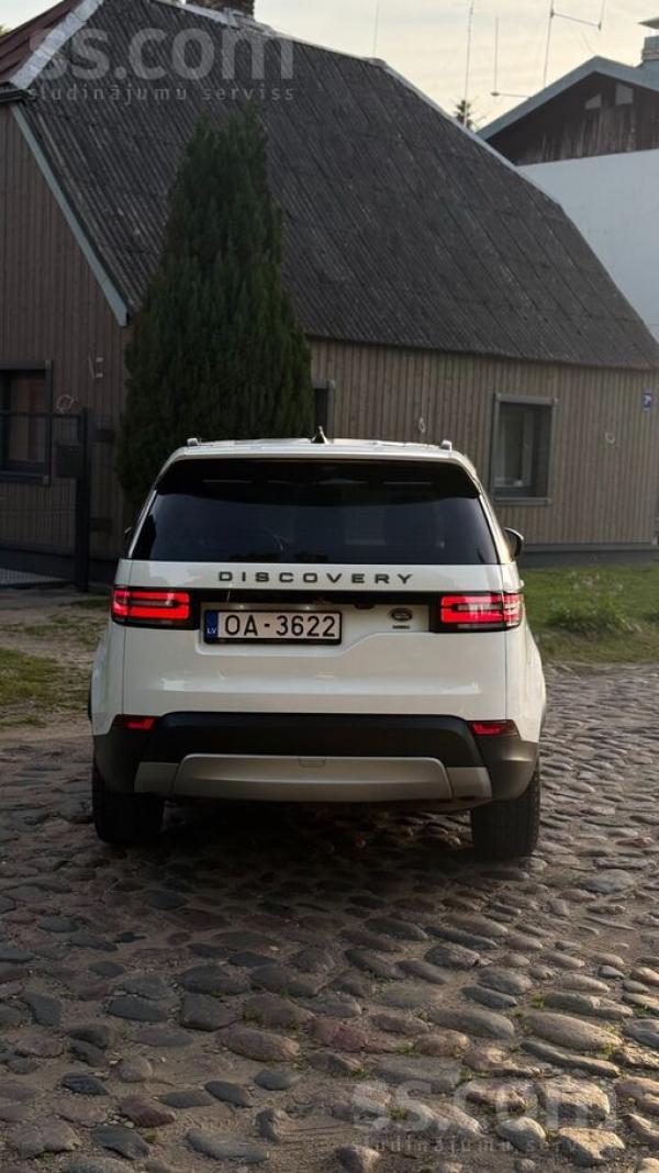 Balts Land Rover Discovery 2019 Rīga, ar dzinēja tilpumu 2.00 L un nobraukumu 161 tūkst. km par 20500 €, foto 7 vietnē AUTOMOTO.COM.LV