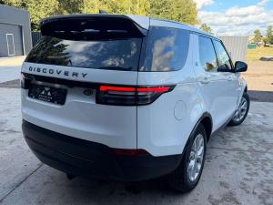 White Land Rover Discovery 2019 in Utena, with an engine capacity of 2.00 L and mileage of 86 thousand km for 17990 €, photo 4 on AUTOMOTO.COM.LV