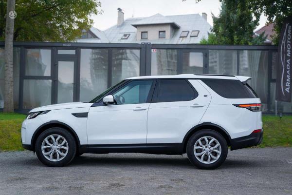 White Land Rover Discovery 2019 in Vilnius, with an engine capacity of 2.00 L and mileage of 87 thousand km for 16900 €, photo 9 on AUTOMOTO.COM.LV