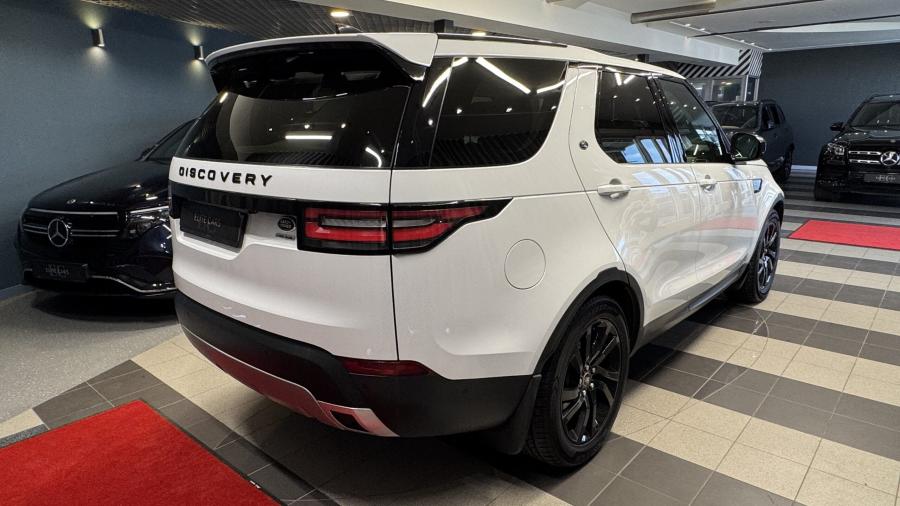 Balts Land Rover Discovery 2020 Rīga, ar dzinēja tilpumu 3.00 L un nobraukumu 100 tūkst. km par 29990 €, foto 5 vietnē AUTOMOTO.COM.LV