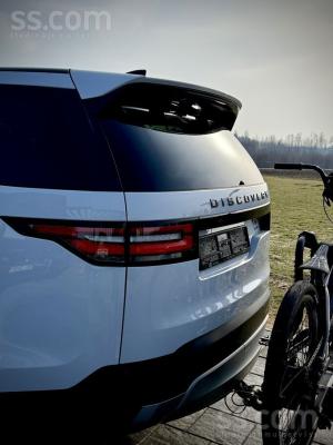 Balts Land Rover Discovery 2021 Rīga, ar dzinēja tilpumu 2.00 L un nobraukumu 91 tūkst. km par 29800 €, foto  vietnē AUTOMOTO.COM.LV