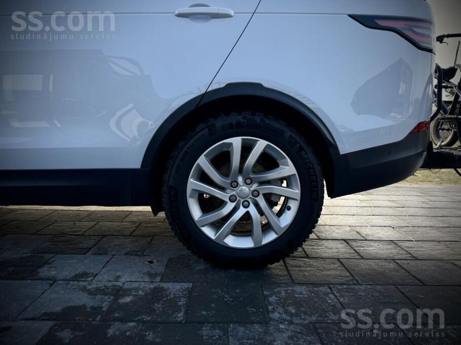 Balts Land Rover Discovery 2021 Rīga, ar dzinēja tilpumu 2.00 L un nobraukumu 91 tūkst. km par 29800 €, foto 9 vietnē AUTOMOTO.COM.LV