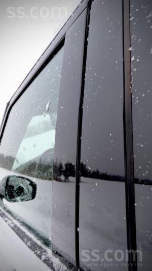 Balts Land Rover Discovery 2021 Rīga, ar dzinēja tilpumu 2.00 L un nobraukumu 91 tūkst. km par 29800 €, foto 22 vietnē AUTOMOTO.COM.LV