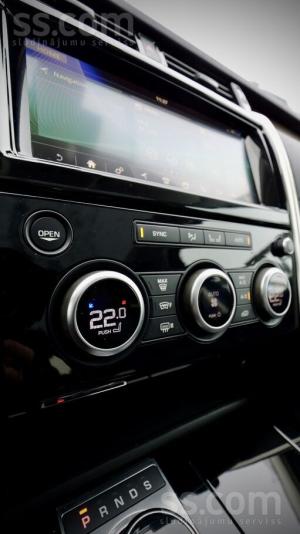 Balts Land Rover Discovery 2021 Rīga, ar dzinēja tilpumu 2.00 L un nobraukumu 91 tūkst. km par 29800 €, foto 24 vietnē AUTOMOTO.COM.LV