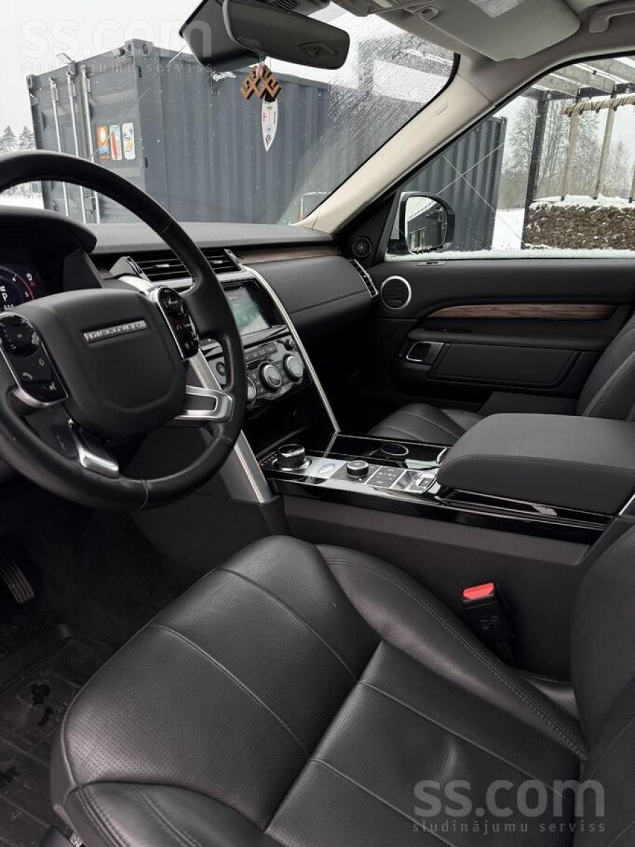 Balts Land Rover Discovery 2021 Rīga, ar dzinēja tilpumu 2.00 L un nobraukumu 91 tūkst. km par 29800 €, foto 29 vietnē AUTOMOTO.COM.LV