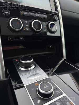 Balts Land Rover Discovery 2021 Rīga, ar dzinēja tilpumu 2.00 L un nobraukumu 91 tūkst. km par 29800 €, foto 34 vietnē AUTOMOTO.COM.LV