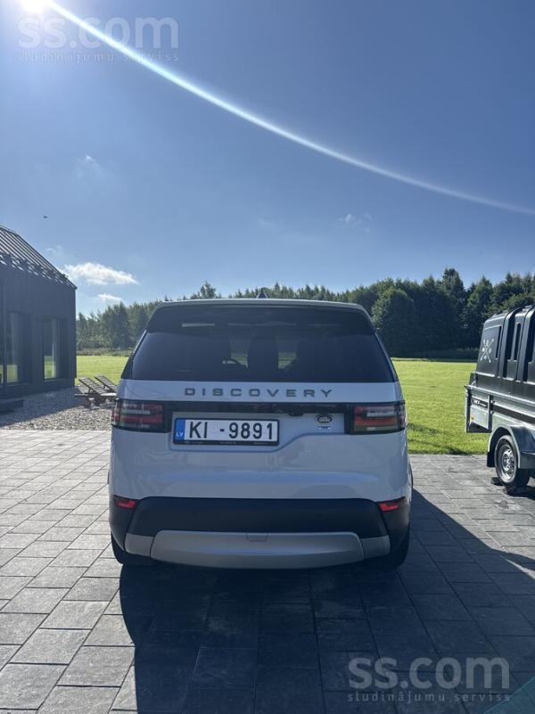 Balts Land Rover Discovery 2021 Rīga, ar dzinēja tilpumu 2.00 L un nobraukumu 98 tūkst. km par 27800 €, foto 4 vietnē AUTOMOTO.COM.LV