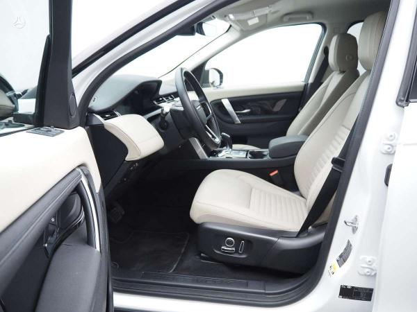 Balts Land Rover Discovery 2021 Viļņa, ar dzinēja tilpumu 2.00 L un nobraukumu 80 tūkst. km par 22500 €, foto 8 vietnē AUTOMOTO.COM.LV