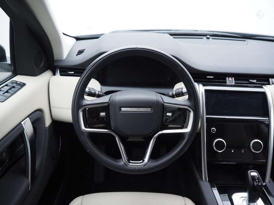 Balts Land Rover Discovery 2021 Viļņa, ar dzinēja tilpumu 2.00 L un nobraukumu 80 tūkst. km par 22500 €, foto 18 vietnē AUTOMOTO.COM.LV