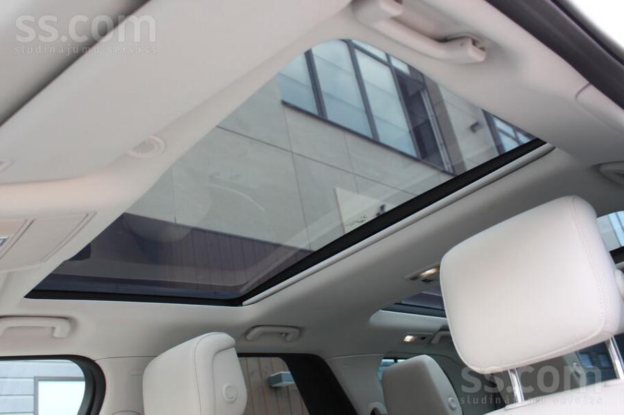 White Land Rover Discovery 2021 in Riga, with an engine capacity of 3.00 L and mileage of 75 thousand km for 37200 €, photo 10 on AUTOMOTO.COM.LV