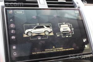 White Land Rover Discovery 2021 in Riga, with an engine capacity of 3.00 L and mileage of 75 thousand km for 37200 €, photo 19 on AUTOMOTO.COM.LV