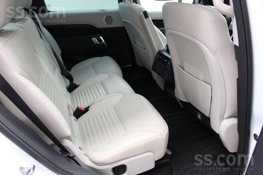 White Land Rover Discovery 2021 in Riga, with an engine capacity of 3.00 L and mileage of 75 thousand km for 37200 €, photo 22 on AUTOMOTO.COM.LV