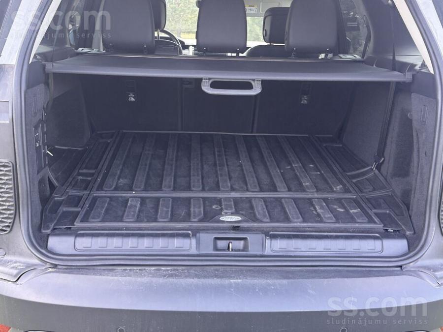 Balts Land Rover Discovery 2022 Rīga, ar dzinēja tilpumu 3.00 L un nobraukumu 97 tūkst. km par 33500 €, foto 16 vietnē AUTOMOTO.COM.LV