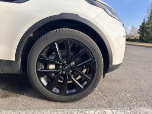 Balts Land Rover Discovery 2022 Rīga, ar dzinēja tilpumu 3.00 L un nobraukumu 97 tūkst. km par 33500 €, foto 21 vietnē AUTOMOTO.COM.LV