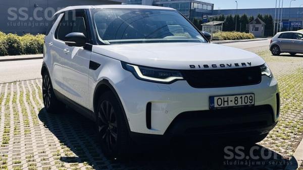 Balts Land Rover Discovery 2022 Rīga, ar dzinēja tilpumu 3.00 L un nobraukumu 97 tūkst. km par 33500 €, foto 3 vietnē AUTOMOTO.COM.LV